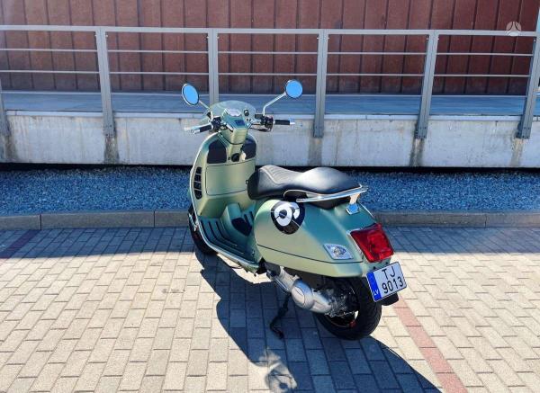 Green Piaggio Vespa 2018 in Marupe, with an engine capacity of 0.30 L and mileage of 13 thousand km for 3500 €, photo 5 on AUTOMOTO.COM.LV