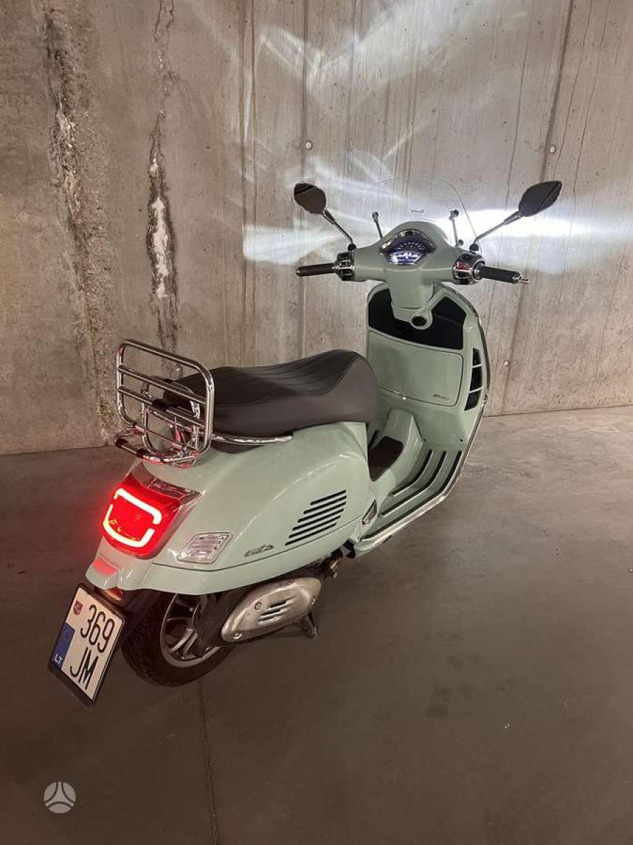 Green Piaggio Vespa 2024 in Vilnius, with an engine capacity of 0.28 L and mileage of 5 thousand km for 5200 €, photo 4 on AUTOMOTO.COM.LV