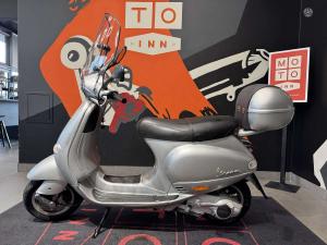 Grey Piaggio Vespa 2004 in Vilnius, with an engine capacity of 0.13 L and mileage of 16 thousand km for 1799 €, photo 3 on AUTOMOTO.COM.LV