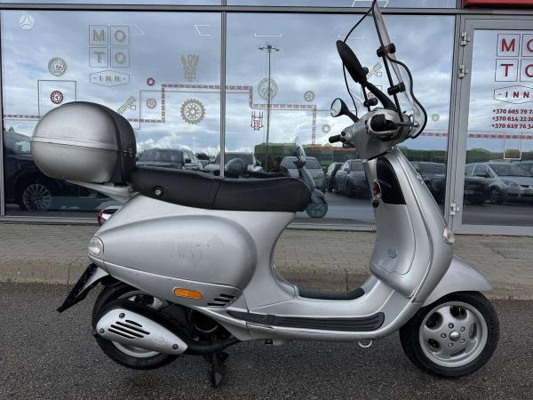 Серый Piaggio Vespa 2004 в Вильнюс, объемом двигателя 0.13 л и пробегом 16 тыс. км за 1799 €, фото 8 на AUTOMOTO.COM.LV