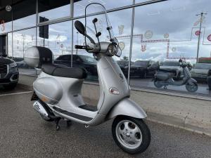 Grey Piaggio Vespa 2004 in Vilnius, with an engine capacity of 0.13 L and mileage of 16 thousand km for 1799 €, photo 10 on AUTOMOTO.COM.LV