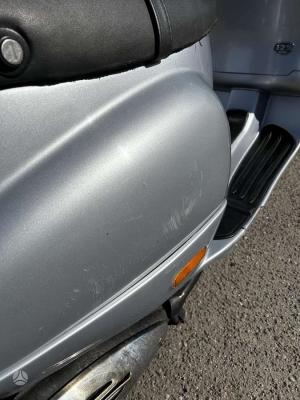 Grey Piaggio Vespa 2005 in Alytus, with an engine capacity of 0.13 L and mileage of 19 thousand km for 1350 €, photo 7 on AUTOMOTO.COM.LV