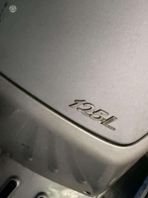 Pelēks Piaggio Vespa 2007 Kauņa, ar dzinēja tilpumu 0.13 L un nobraukumu 16 tūkst. km par 1499 €, foto 10 vietnē AUTOMOTO.COM.LV