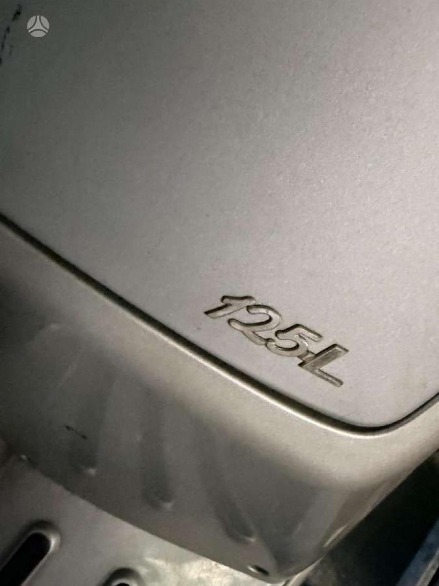 Pelēks Piaggio Vespa 2007 Kauņa, ar dzinēja tilpumu 0.13 L un nobraukumu 16 tūkst. km par 1499 €, foto 10 vietnē AUTOMOTO.COM.LV