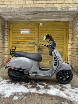 Серый Piaggio Vespa 2016 в Каунас, объемом двигателя 0.30 л и пробегом 35 тыс. км за 1800 €, фото 3 на AUTOMOTO.COM.LV
