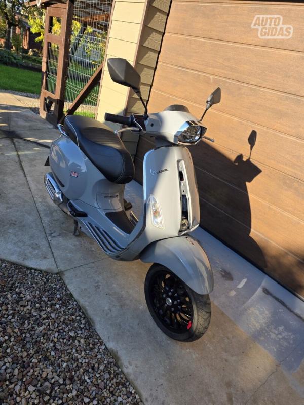 Pelēks Piaggio Vespa 2018 Pasvalys, ar dzinēja tilpumu 0.05 L un nobraukumu 20 tūkst. km par 1299 €, foto 5 vietnē AUTOMOTO.COM.LV