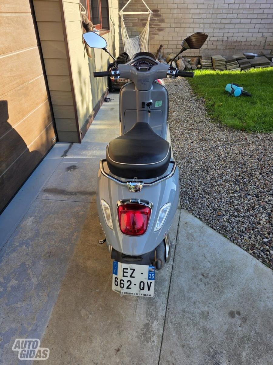 Pelēks Piaggio Vespa 2018 Pasvalys, ar dzinēja tilpumu 0.05 L un nobraukumu 20 tūkst. km par 1299 €, foto 15 vietnē AUTOMOTO.COM.LV