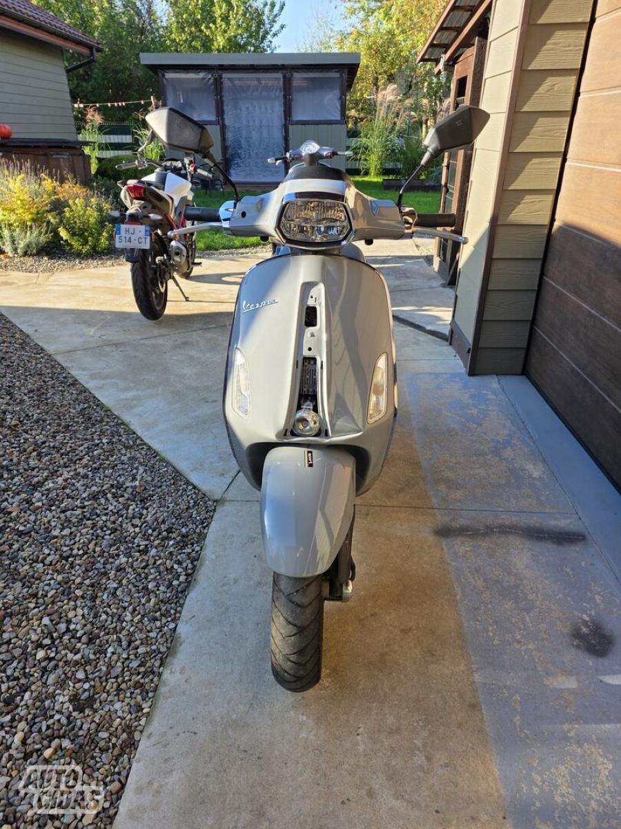 Pelēks Piaggio Vespa 2018 Pasvalys, ar dzinēja tilpumu 0.05 L un nobraukumu 20 tūkst. km par 1299 €, foto 17 vietnē AUTOMOTO.COM.LV