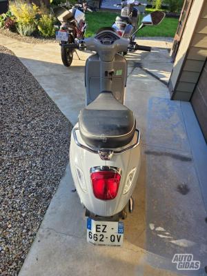Pelēks Piaggio Vespa 2018 Pasvalys, ar dzinēja tilpumu 0.05 L un nobraukumu 20 tūkst. km par 1299 €, foto 26 vietnē AUTOMOTO.COM.LV