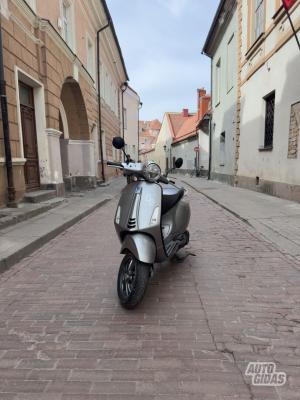 Grey Piaggio Vespa 2019 in Vilnius, with an engine capacity of 0.00 L and mileage of 9 thousand km for 3400 €, photo  on AUTOMOTO.COM.LV