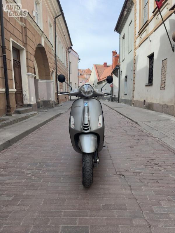 Серый Piaggio Vespa 2019 в Вильнюс, объемом двигателя 0.00 л и пробегом 9 тыс. км за 3400 €, фото 2 на AUTOMOTO.COM.LV