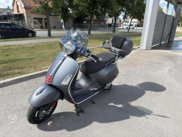 Серый Piaggio Vespa 2021 в Шяуляй, объемом двигателя 0.30 л и пробегом 4 тыс. км за 4999 €, фото 1 на AUTOMOTO.COM.LV