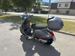 Grey Piaggio Vespa 2021 in Siauliai, with an engine capacity of 0.30 L and mileage of 4 thousand km for 4999 €, photo 4 on AUTOMOTO.COM.LV