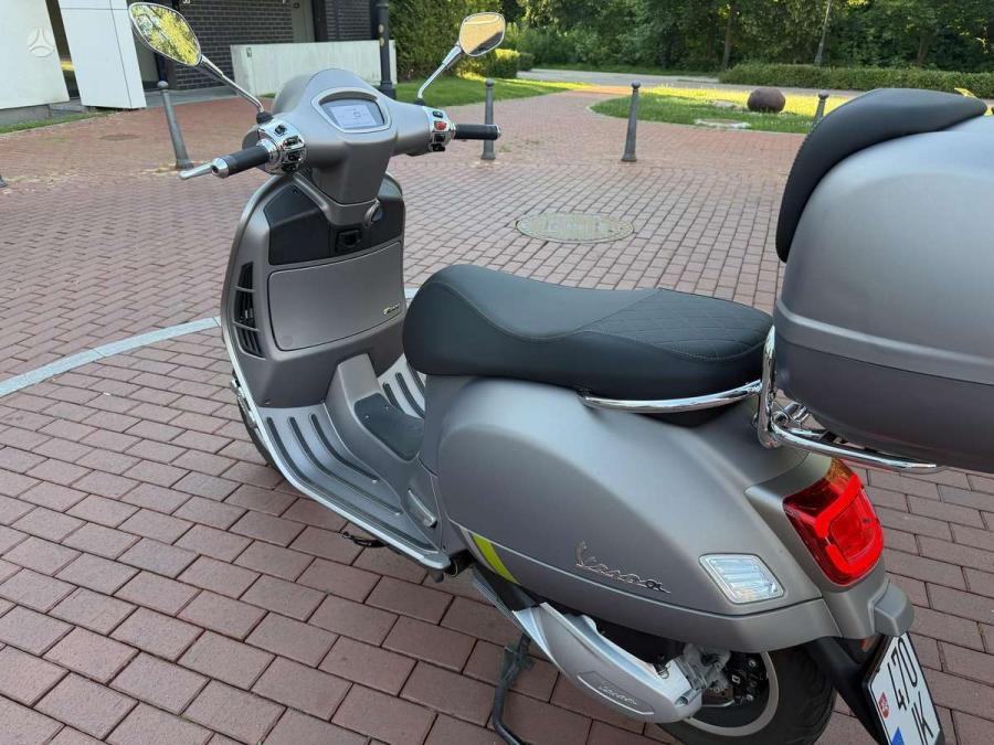 Серый Piaggio Vespa 2023 в Вильнюс, объемом двигателя 0.28 л и пробегом 8 тыс. км за 6000 €, фото 12 на AUTOMOTO.COM.LV