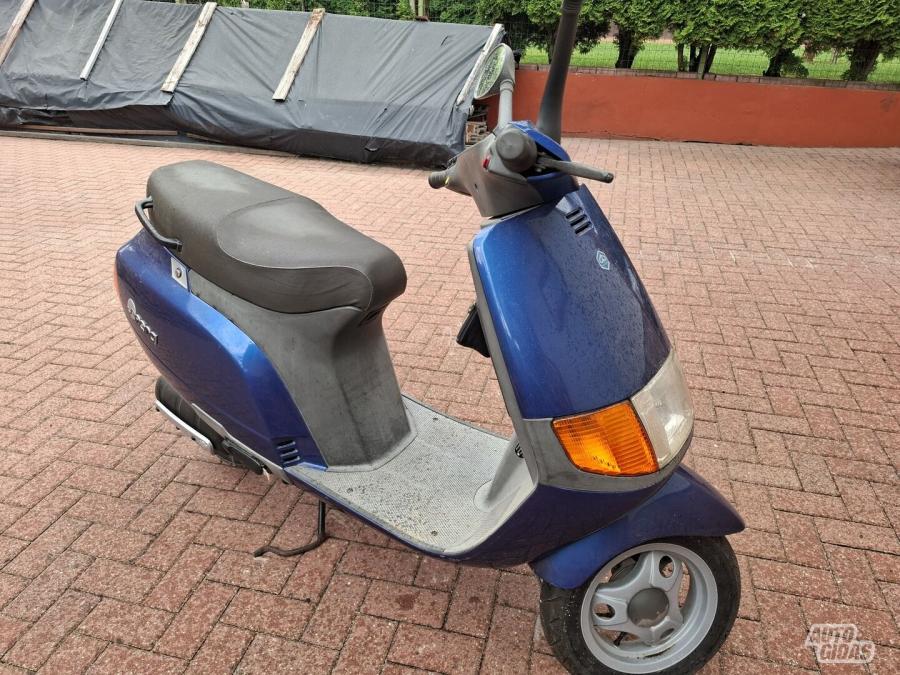 Piaggio Vespa 1992 в Вильнюс, объемом двигателя 0.05 л и пробегом 0 тыс. км за 550 €, фото 4 на AUTOMOTO.COM.LV