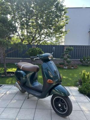 Piaggio Vespa 2000 in Vilnius, with an engine capacity of 49.00 L and mileage of 15 thousand km for 800 €, photo  on AUTOMOTO.COM.LV