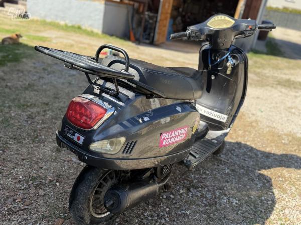 Piaggio Vespa 2004 Viļņa, ar dzinēja tilpumu 0.00 L un nobraukumu 0 tūkst. km par 300 €, foto 6 vietnē AUTOMOTO.COM.LV