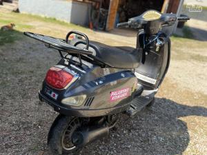 Piaggio Vespa 2004 в Вильнюс, объемом двигателя 0.00 л и пробегом 0 тыс. км за 200 €, фото 3 на AUTOMOTO.COM.LV