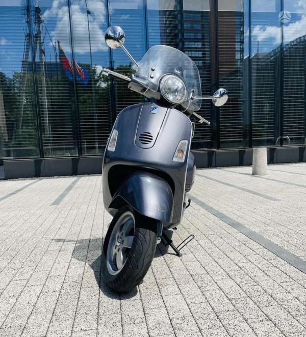 Piaggio Vespa 2004 в Вильнюс, объемом двигателя 0.20 л и пробегом 4 тыс. км за 2000 €, фото 2 на AUTOMOTO.COM.LV