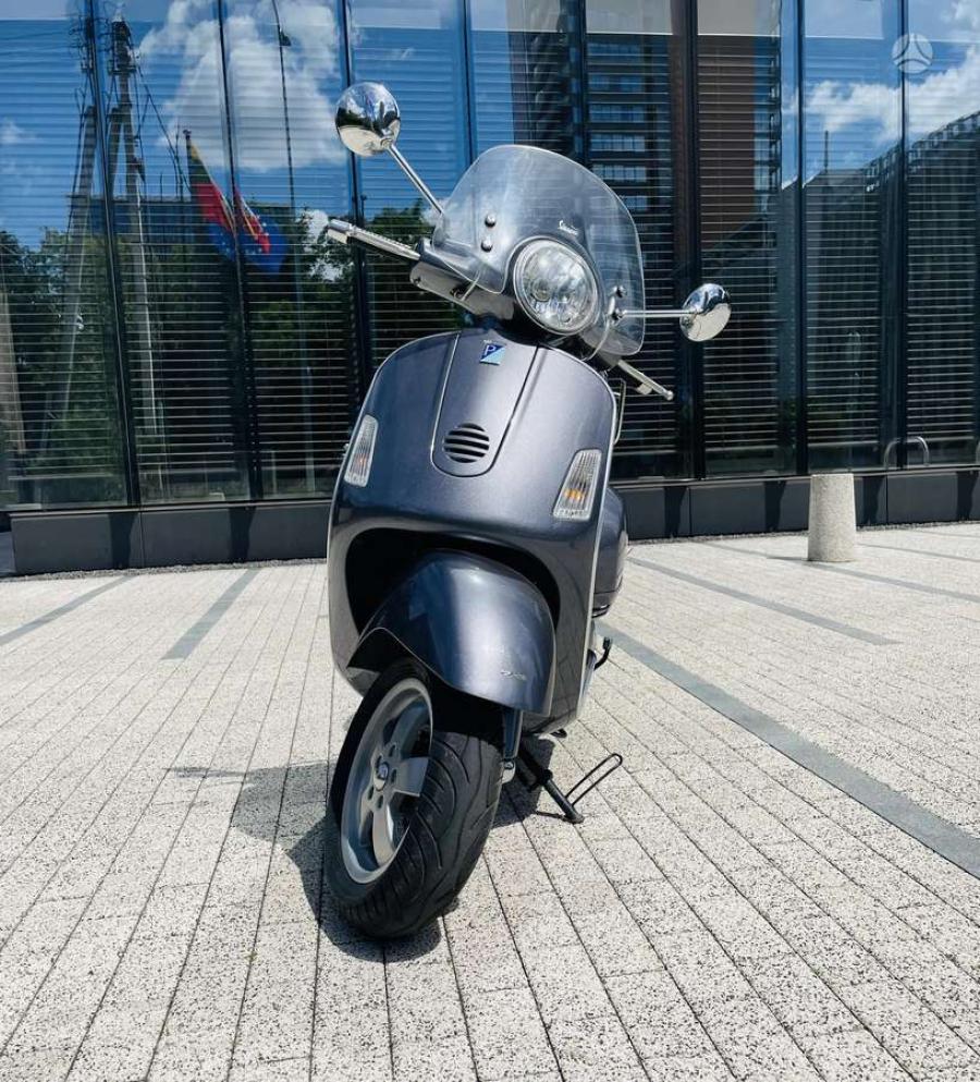 Piaggio Vespa 2004 в Вильнюс, объемом двигателя 0.20 л и пробегом 4 тыс. км за 2000 €, фото 3 на AUTOMOTO.COM.LV