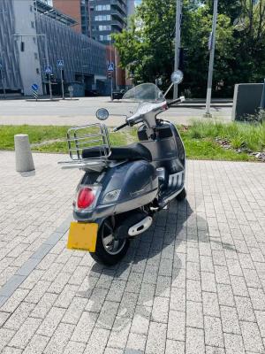 Piaggio Vespa 2004 в Вильнюс, объемом двигателя 0.20 л и пробегом 4 тыс. км за 2000 €, фото 8 на AUTOMOTO.COM.LV