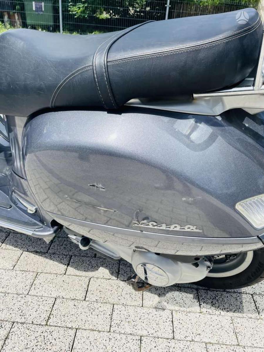 Piaggio Vespa 2004 в Вильнюс, объемом двигателя 0.20 л и пробегом 4 тыс. км за 2000 €, фото 15 на AUTOMOTO.COM.LV