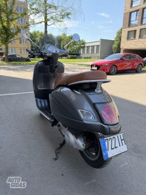 Piaggio Vespa 2004 in Kaunas, with an engine capacity of 0.13 L and mileage of 37 thousand km for 2100 €, photo 3 on AUTOMOTO.COM.LV