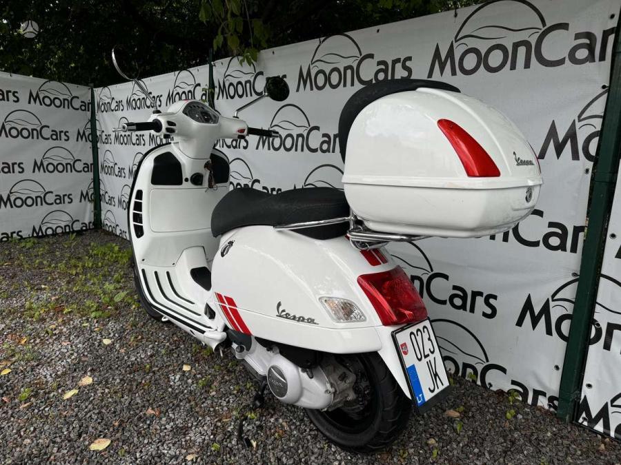Piaggio Vespa 2005 in Vilnius, with an engine capacity of 0.25 L and mileage of 40 thousand km for 2500 €, photo 4 on AUTOMOTO.COM.LV