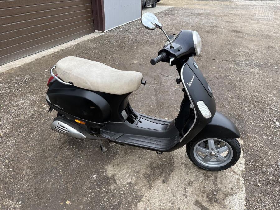 Piaggio Vespa 2006 в Кельме, объемом двигателя 0.05 л и пробегом 27 тыс. км за 465 €, фото 3 на AUTOMOTO.COM.LV