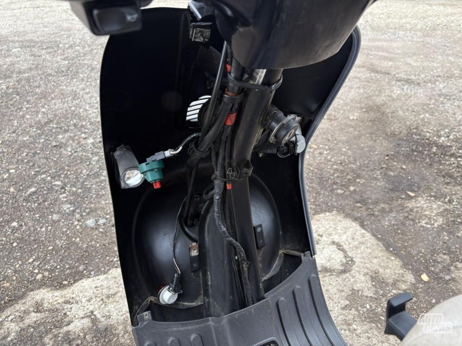Piaggio Vespa 2006 в Кельме, объемом двигателя 0.05 л и пробегом 27 тыс. км за 465 €, фото 10 на AUTOMOTO.COM.LV