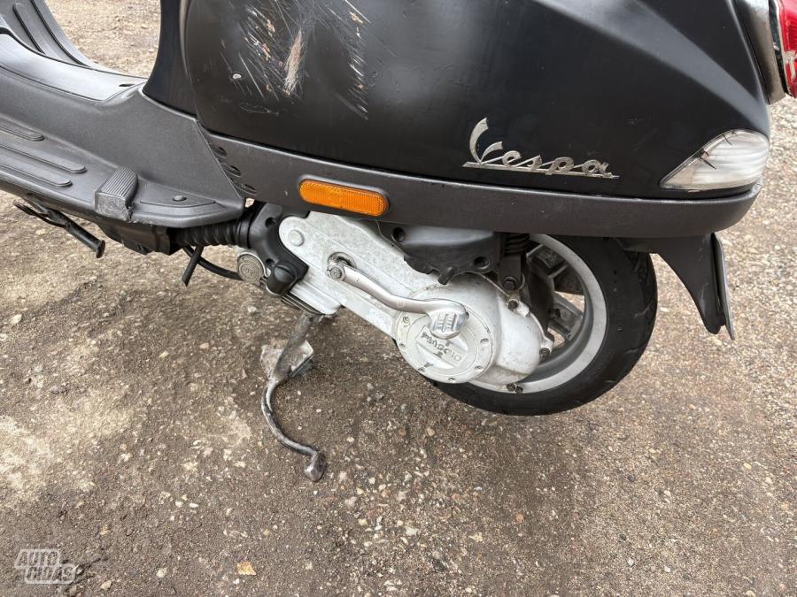 Piaggio Vespa 2006 в Кельме, объемом двигателя 0.05 л и пробегом 27 тыс. км за 465 €, фото 12 на AUTOMOTO.COM.LV