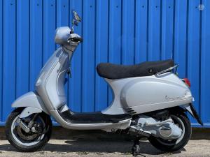 Piaggio Vespa 2007 in Ukmerge, with an engine capacity of 0.13 L and mileage of 50 thousand km for 1550 €, photo 6 on AUTOMOTO.COM.LV