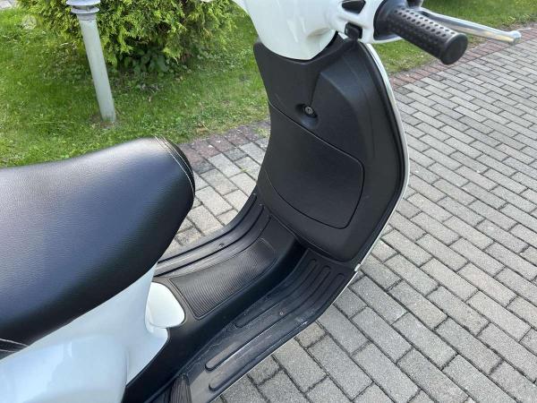 Piaggio Vespa 2008 in Palanga, with an engine capacity of 49.00 L and mileage of 14 thousand km for 1200 €, photo 3 on AUTOMOTO.COM.LV