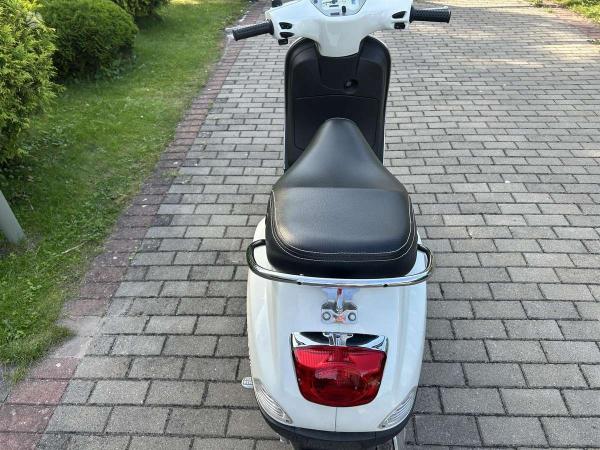 Piaggio Vespa 2008 in Palanga, with an engine capacity of 49.00 L and mileage of 14 thousand km for 1200 €, photo 5 on AUTOMOTO.COM.LV