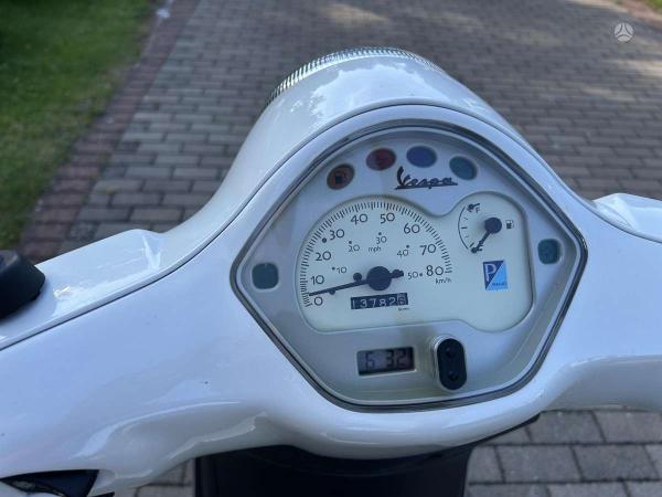 Piaggio Vespa 2008 in Palanga, with an engine capacity of 49.00 L and mileage of 14 thousand km for 1200 €, photo 7 on AUTOMOTO.COM.LV
