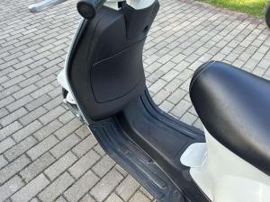 Piaggio Vespa 2008 Palanga, ar dzinēja tilpumu 49.00 L un nobraukumu 14 tūkst. km par 1200 €, foto 9 vietnē AUTOMOTO.COM.LV