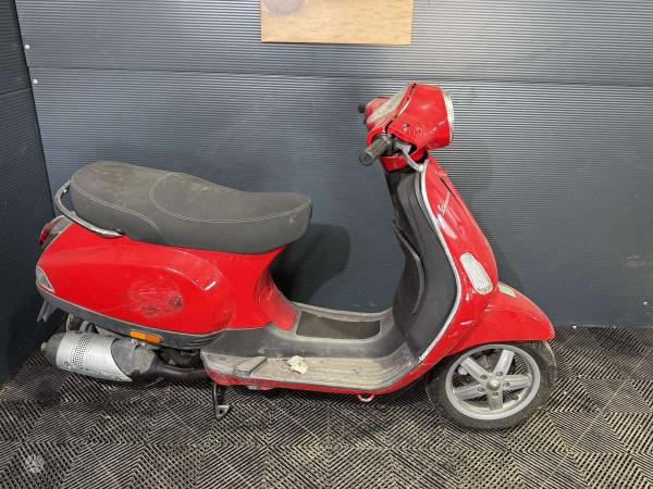 Piaggio Vespa 2008 in Taurage, with an engine capacity of 49.00 L and mileage of 5 thousand km for 800 €, photo 1 on AUTOMOTO.COM.LV