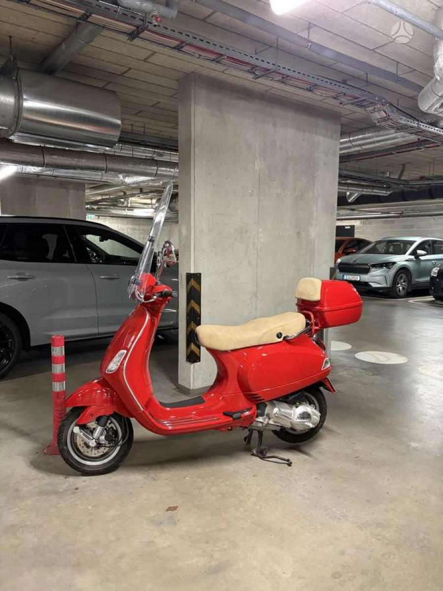 Piaggio Vespa 2008 Viļņa, ar dzinēja tilpumu 0.13 L un nobraukumu 5 tūkst. km par 2750 €, foto 5 vietnē AUTOMOTO.COM.LV