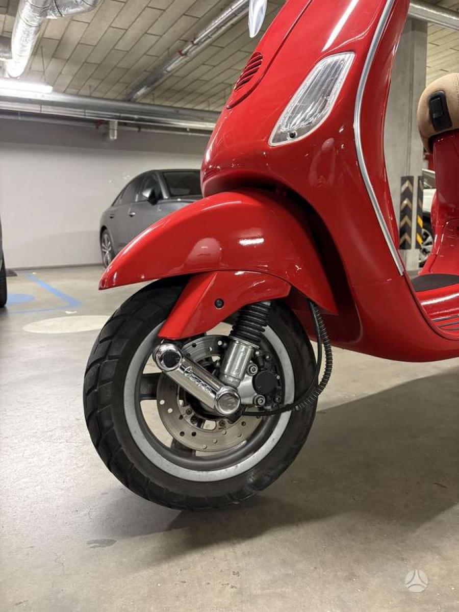 Piaggio Vespa 2008 Viļņa, ar dzinēja tilpumu 0.13 L un nobraukumu 5 tūkst. km par 2750 €, foto 11 vietnē AUTOMOTO.COM.LV