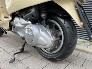 Piaggio Vespa 2009 в Рига, объемом двигателя 0.13 л и пробегом 11 тыс. км за 1999 €, фото 12 на AUTOMOTO.COM.LV
