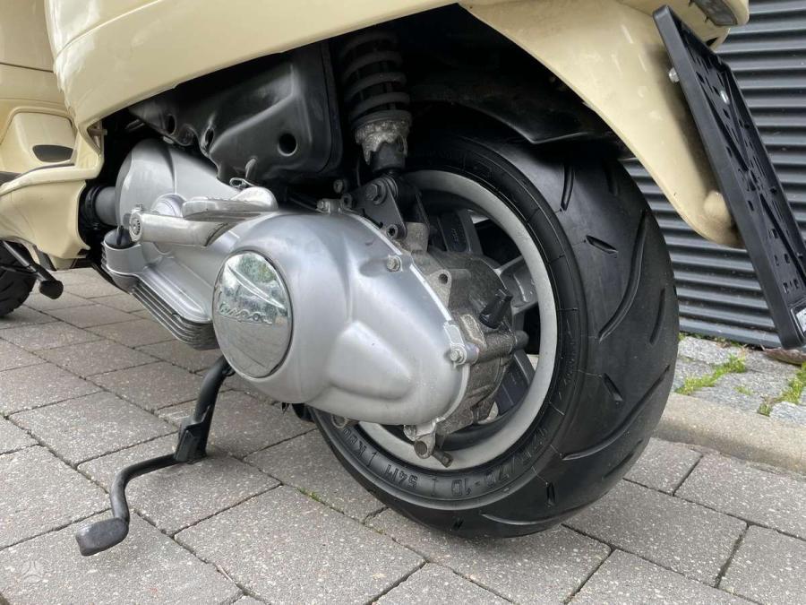 Piaggio Vespa 2009 в Рига, объемом двигателя 0.13 л и пробегом 11 тыс. км за 1999 €, фото 12 на AUTOMOTO.COM.LV