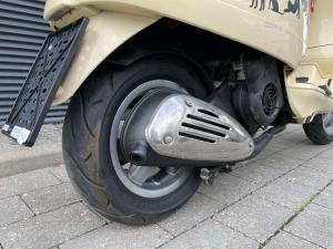 Piaggio Vespa 2009 в Рига, объемом двигателя 0.13 л и пробегом 11 тыс. км за 1999 €, фото 15 на AUTOMOTO.COM.LV