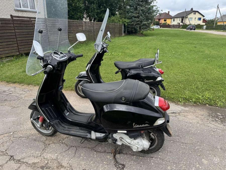 Piaggio Vespa 2010 Kauņa, ar dzinēja tilpumu 49.00 L un nobraukumu 13 tūkst. km par 1000 €, foto 3 vietnē AUTOMOTO.COM.LV
