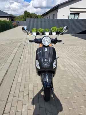 Piaggio Vespa 2010 in Panevezys, with an engine capacity of 50.00 L and mileage of 15 thousand km for 1250 €, photo 3 on AUTOMOTO.COM.LV