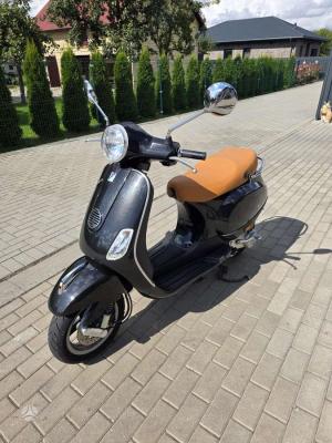 Piaggio Vespa 2010 in Panevezys, with an engine capacity of 50.00 L and mileage of 15 thousand km for 1250 €, photo 4 on AUTOMOTO.COM.LV