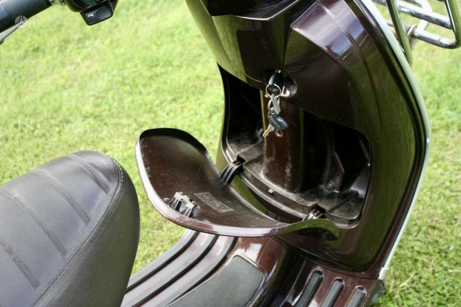 Piaggio Vespa 2010 in Palanga, with an engine capacity of 50.00 L and mileage of 19 thousand km for 1250 €, photo 13 on AUTOMOTO.COM.LV