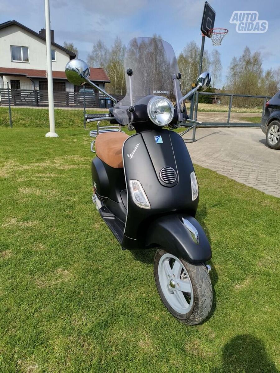 Piaggio Vespa 2011 in Vilnius, with an engine capacity of 0.00 L and mileage of 0 thousand km for 1750 €, photo 4 on AUTOMOTO.COM.LV