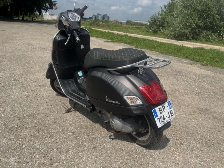 Piaggio Vespa 2011 Panevēža, ar dzinēja tilpumu 0.28 L un nobraukumu 51 tūkst. km par 2600 €, foto 5 vietnē AUTOMOTO.COM.LV