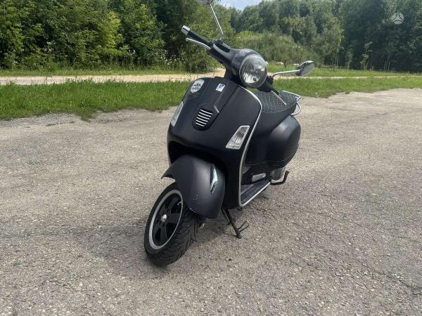 Piaggio Vespa 2011 in Panevezys, with an engine capacity of 0.28 L and mileage of 51 thousand km for 2600 €, photo 10 on AUTOMOTO.COM.LV