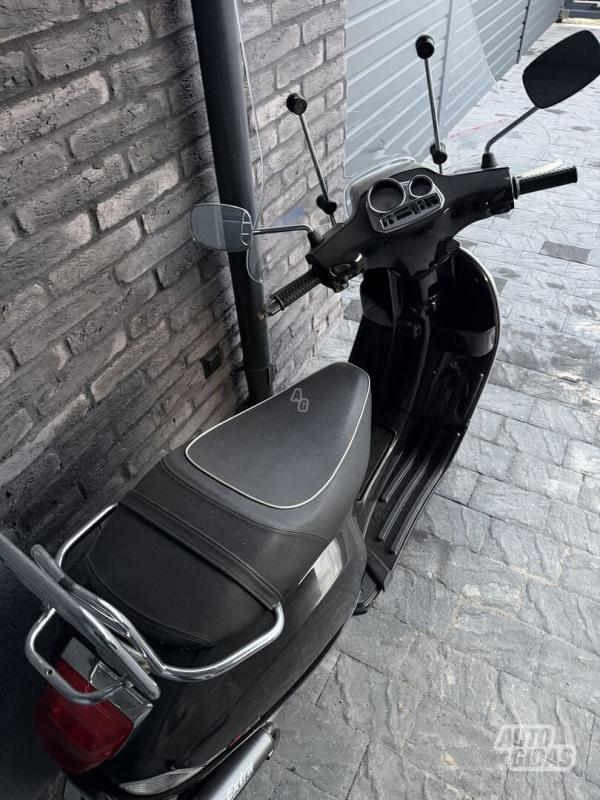 Piaggio Vespa 2011 Viļņa, ar dzinēja tilpumu 0.00 L un nobraukumu 0 tūkst. km par 1000 €, foto 4 vietnē AUTOMOTO.COM.LV